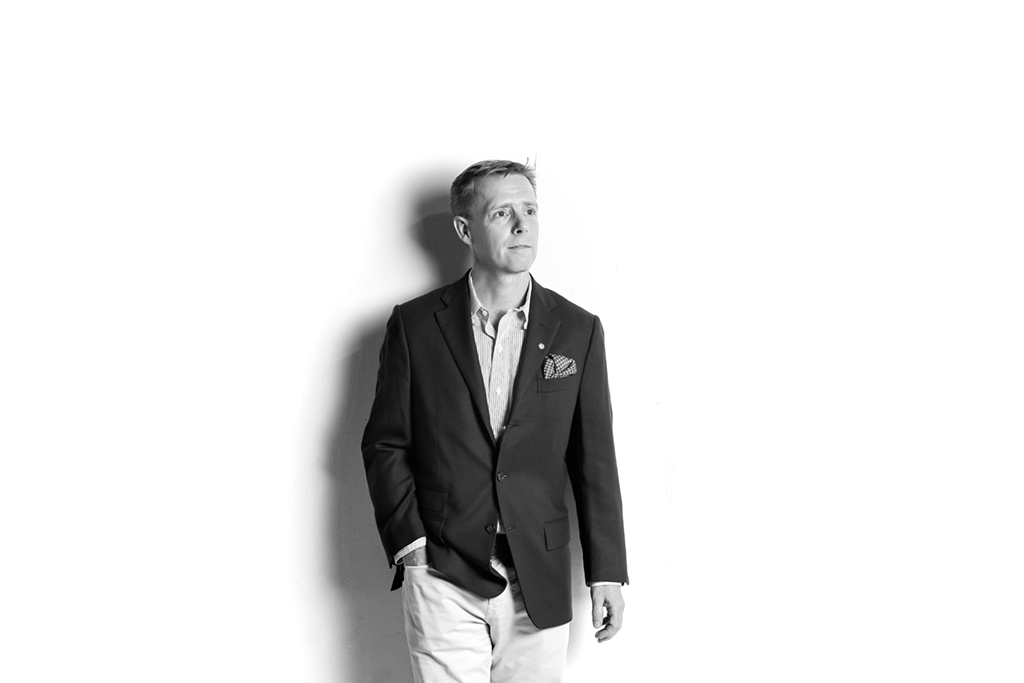 Ace of Clubs | PORTFOLIO Magazine